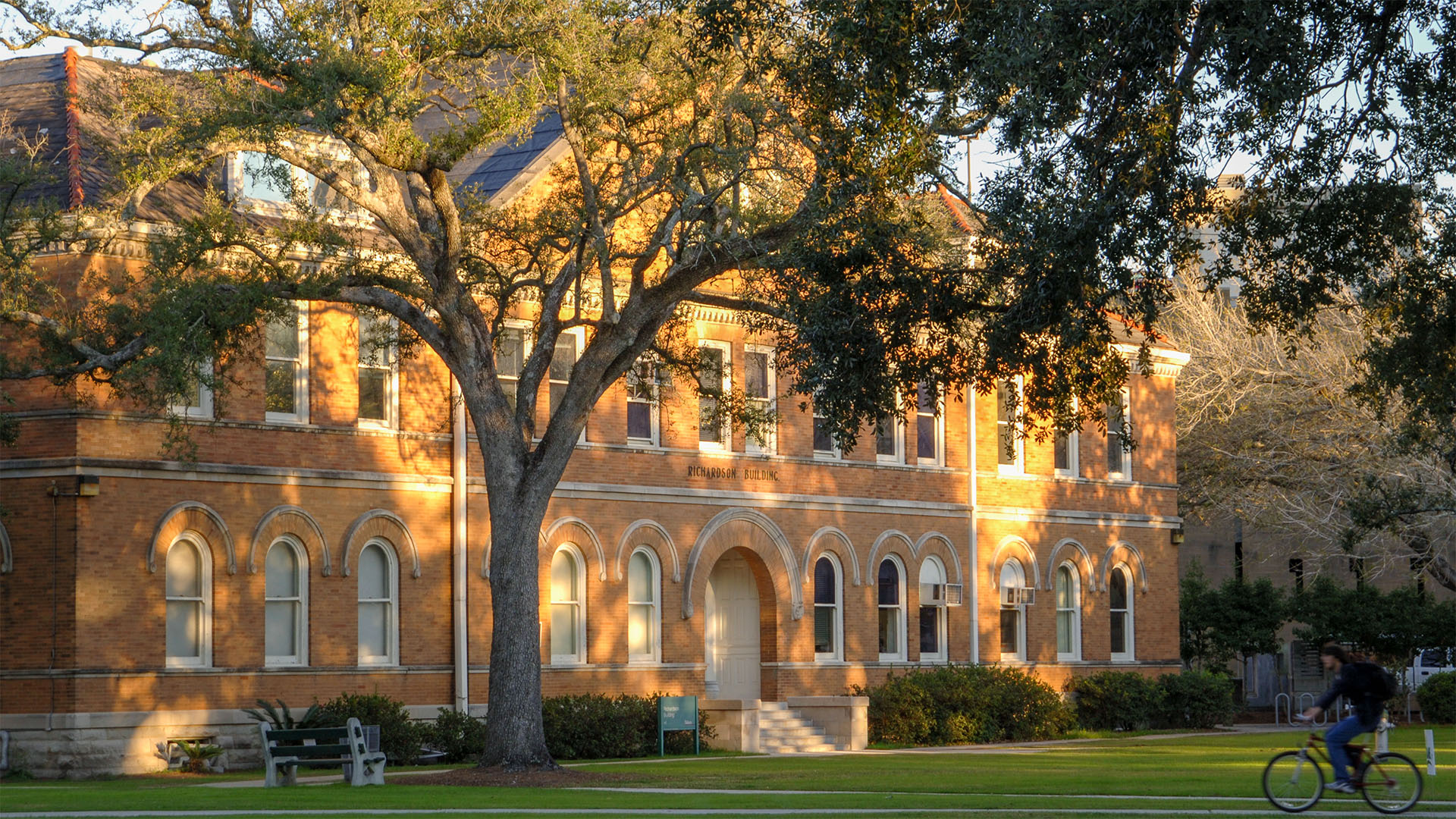 Welcome to the Office of Graduate and Postdoctoral Studies | Office ... Welcome to the Office of Graduate and Postdoctoral Studies | Office ...